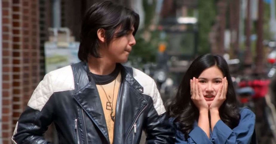 Review Rompis (2018) - Kisah Percintaan LDR dan Segitiga - Movieden